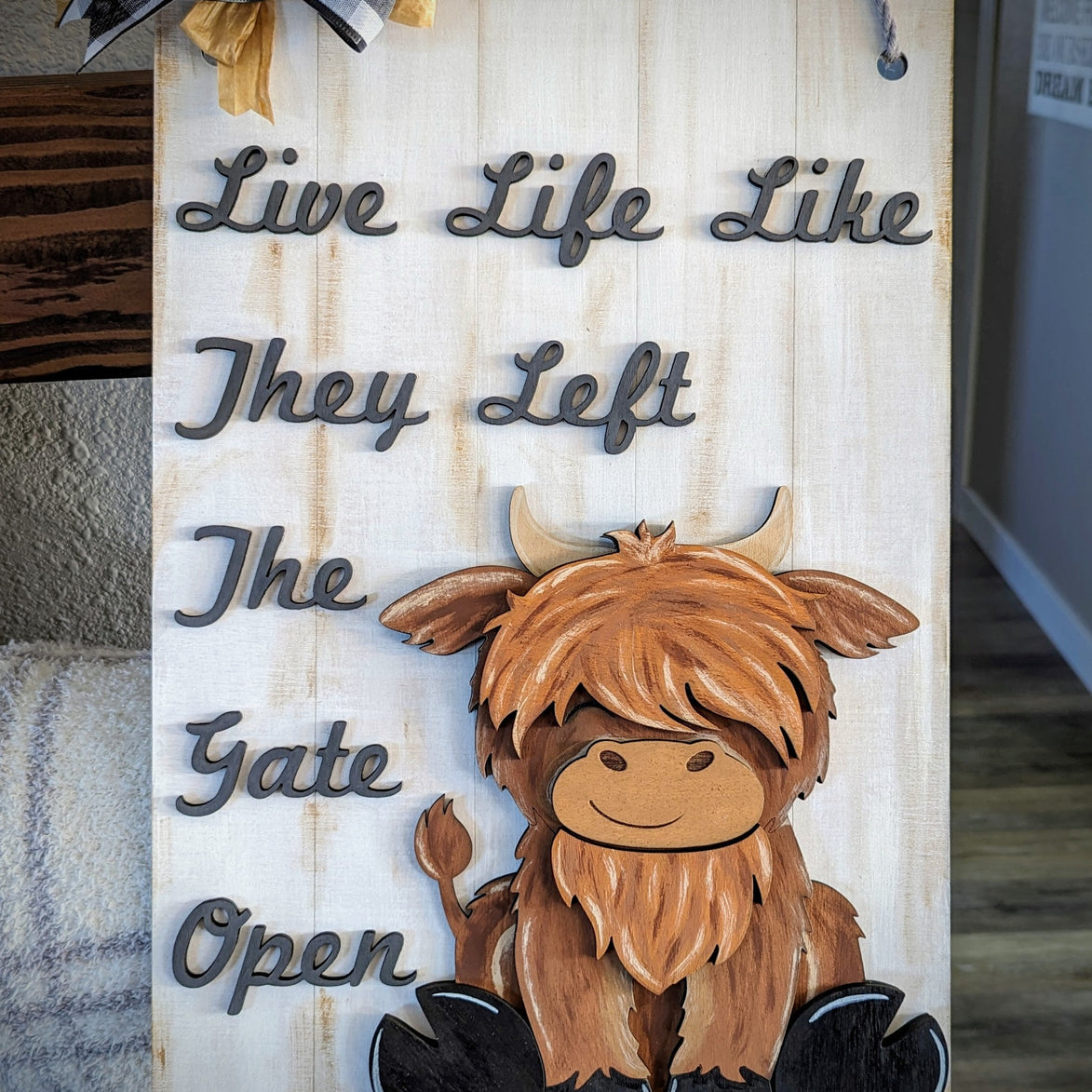 Highland Cow Hanging Sign - Workshop – Family's Creations, LLC